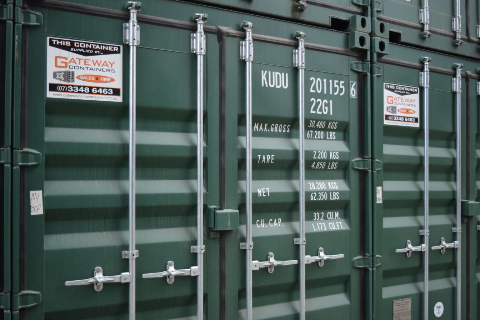 How to Open a Shipping Container: Step-by-Step Guide